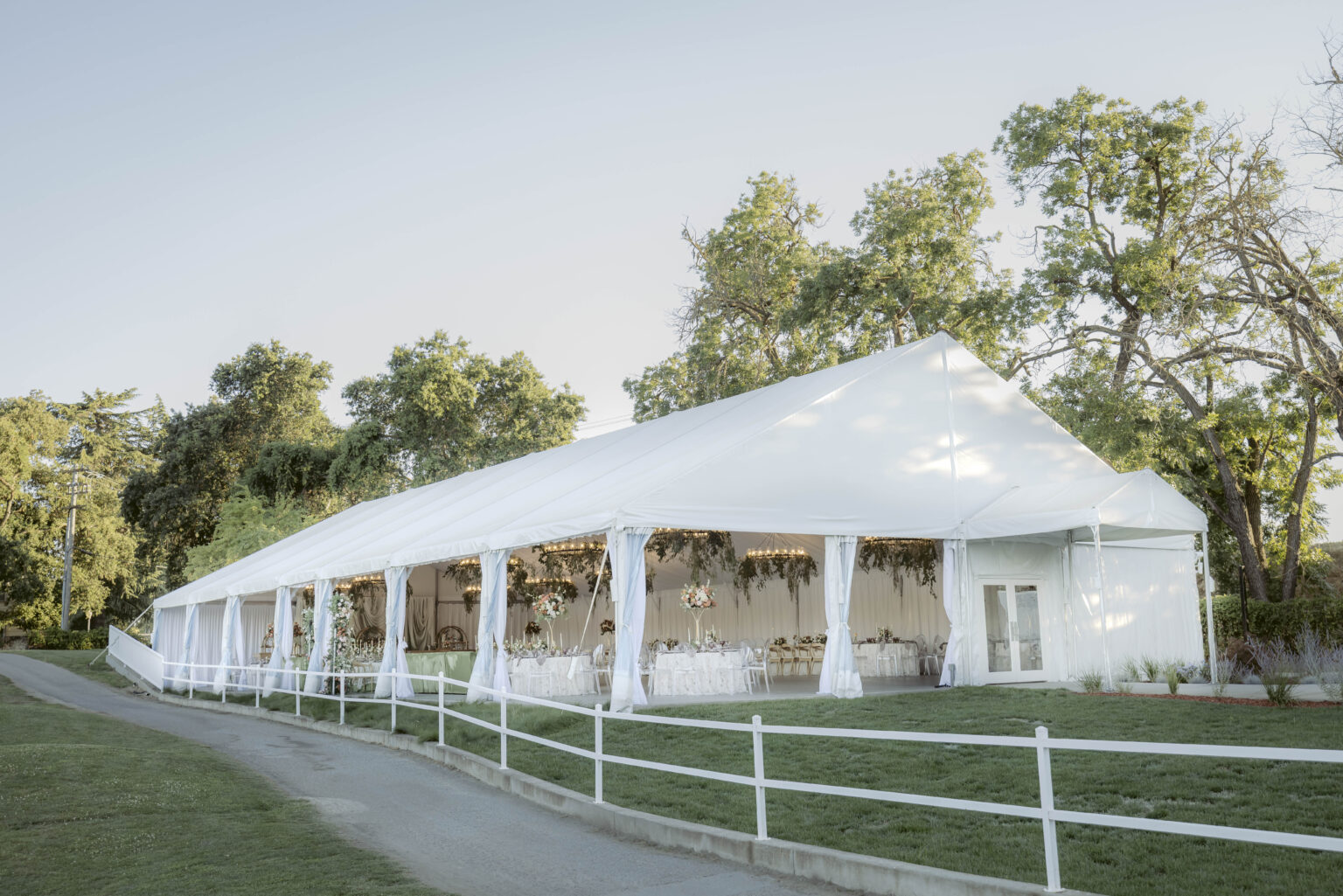 Tour the new Lakeside Event Venue and Win Your Dream Wedding for $1!